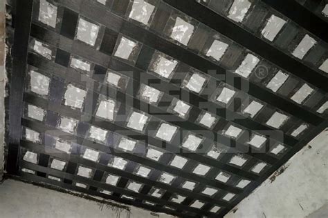 碳纤维加固后的表面防护要点