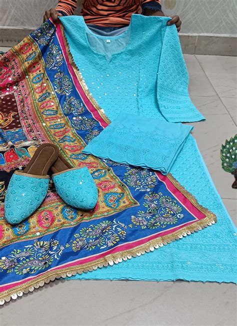 Kd195 Pure Cambric Cotton Wholesale Phulkari Suits With Patching Juttis
