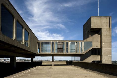 1960 Brutalist Architecture