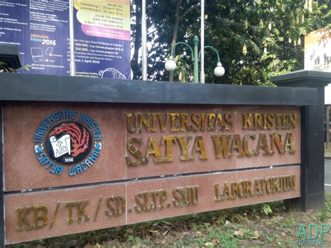 I Choose To Be Happy Universitas Kristen Satya Wacana Uksw Bag 3
