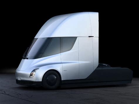 Tesla Semi Truck Revealed With 805km Range Drivespark News