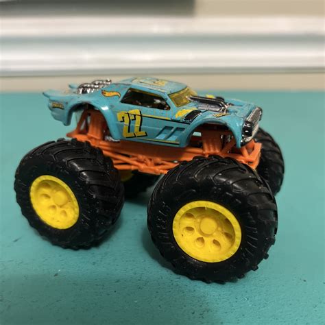 Hot Wheels Monster Trucks Night Shifter Monster Truck 164 Crash