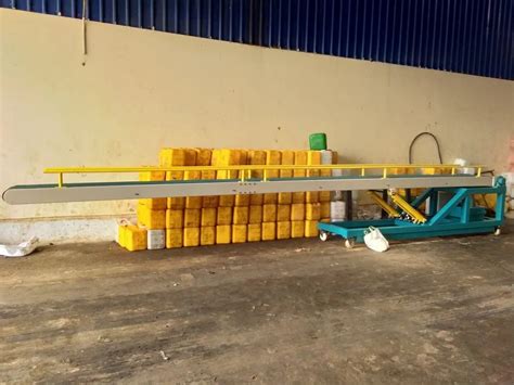 Container Loading Conveyor System Capacity To Kg Per Feet At In Coimbatore
