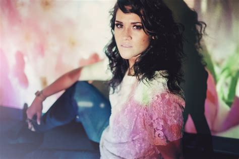 K A Y L E E N T P H O T O G R A P H Y F L O W E R B O M B