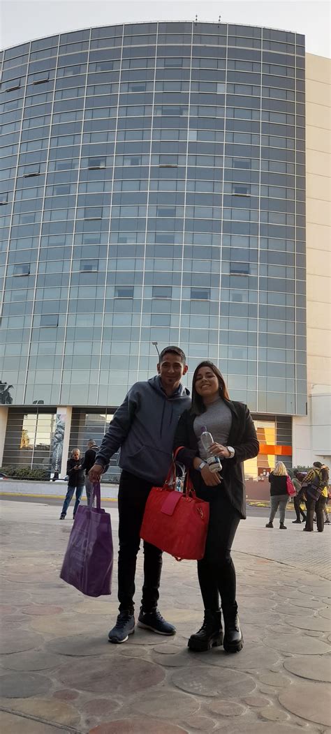 Студио Трима Демоде ли е сватбата Отживелица ли е брака Защо се женят хората Надали някой