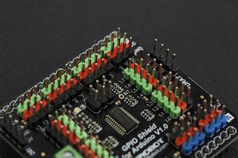 GPIO шилд для Arduino від DFRobot купити в Києві та Україні