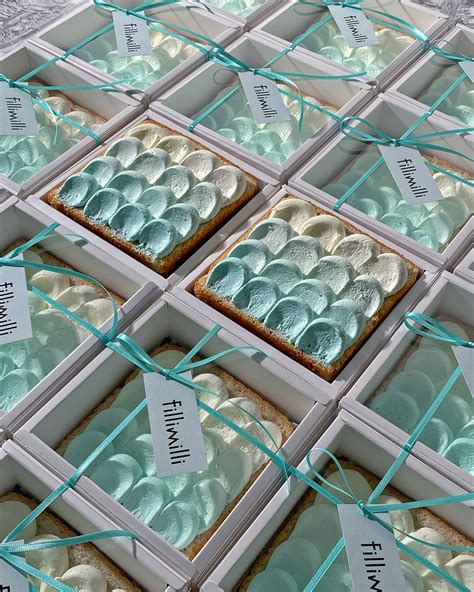 로운디 핑거푸드 케이터링 서포트 답례품 필리밀리의 수채화방” 컨셉으로 기획된 행사에 제공해드린 케이터링입니다 색색의 크림치즈 스프레드는 필리밀리의 키컬러가