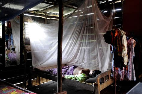 Pabila Jemariku Menari Gadis Karaoke