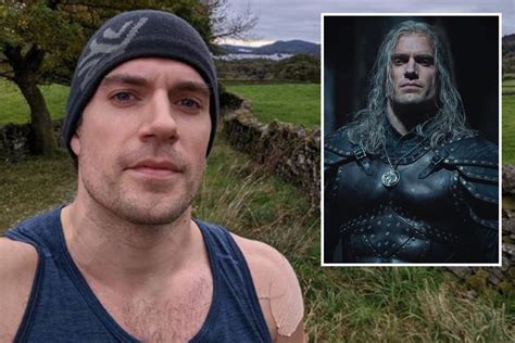 The Witchers Henry Cavill Sets Pulses Racing With Ripped Pics Of