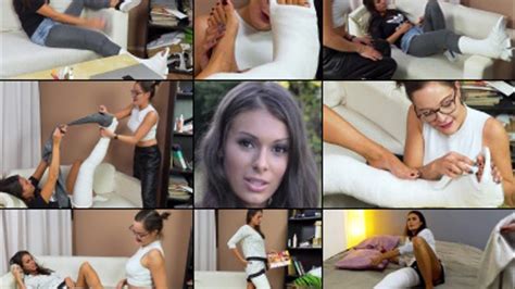 Lia Llwc Back Home And Getting Her Toes Cleaned Casted Memories Clip