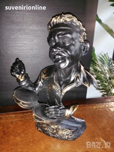 Декоративна статуетка музикант в Статуетки в гр Шумен Id39174578 Bazar Bg