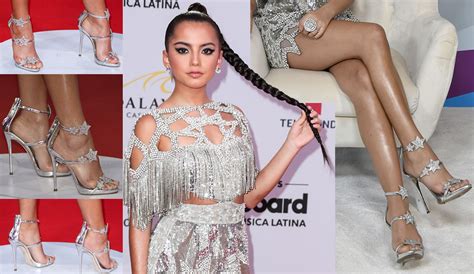 Isabela Moner In Feet And Crossed Legs 2019 Billboard Latin Music Awards Legs Cool