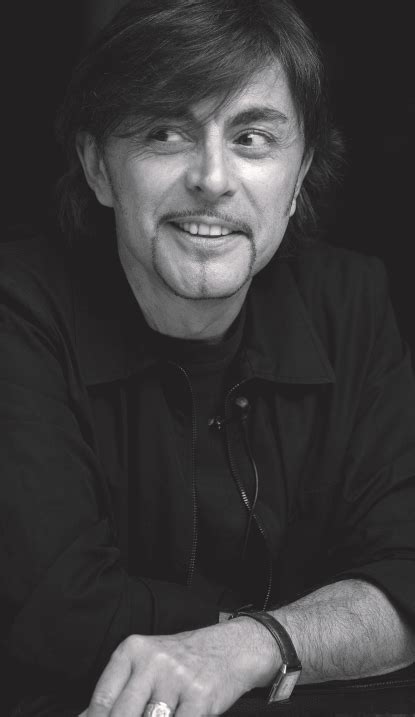 «Во Франции не красятся из-за лени». Интервью с визажистом Дамьеном ...