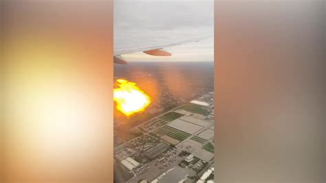 United Airlines Pasajero Provoca Desvío De Vuelo Por Sentarse En El