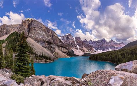 Moraine Lake Banff National Park