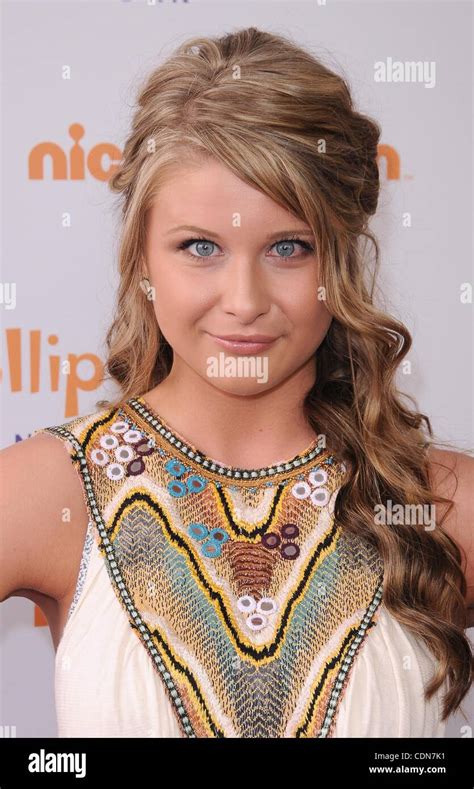 Savannah Schultzs Instagram Twitter And Facebook On Idcrawl