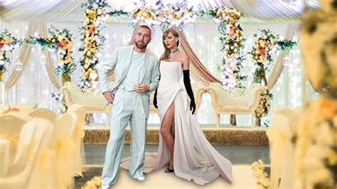 Taylor Swifts Wedding Dress Revealed Singer Marries In Designer Gown