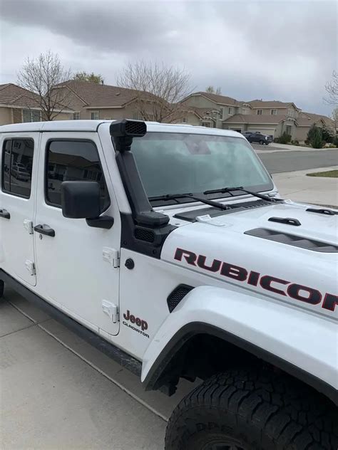 Snorkel Installed Scrolller