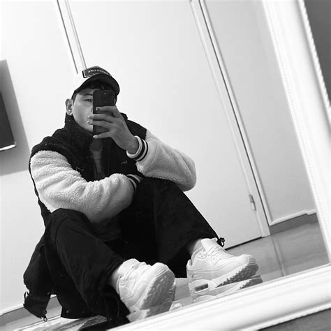 سنبل خان Youtube