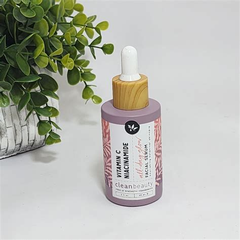 Clean Beauty Vitamin C Niacinamide All Day Glow Facial Serum