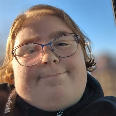 A Dancing Nerd Reads Youtube