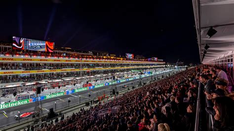 Heineken® Silver Main Grandstand Formula 1 Las Vegas Grand Prix