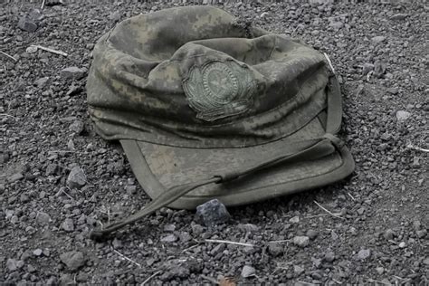 РФ втратила 1160 військових і 9 танків за добу війни в Україні