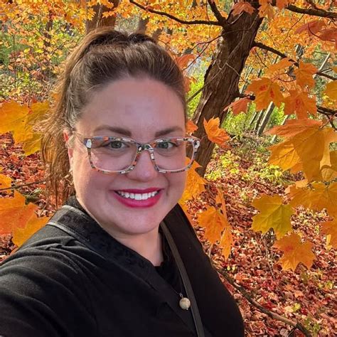 Melissa Jones Everyonelovesmelissa • Threads Say More Melissa Jones Everyonelovesmelissa • Threads Say More