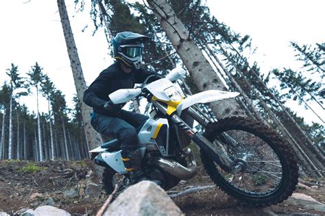 Motorrad Vergleich Husqvarna Fe 350 2021 Vs Husqvarna Te 300 2025
