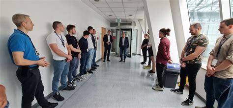 Зала на учебния център на Bulatsa наречена на военния пилот Христо Иванов Една от основните зали