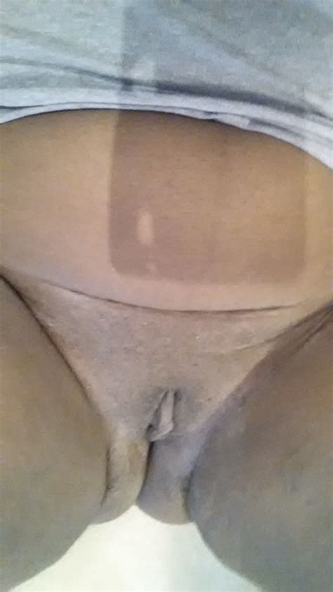 Fresh Shaved Pusdy Shesfreaky