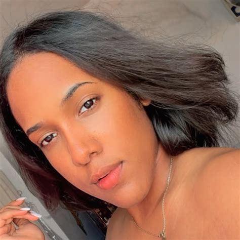 𝓘𝓵𝓸𝓷𝓴𝓪💕 Ilonka Rmz • Threads Say More