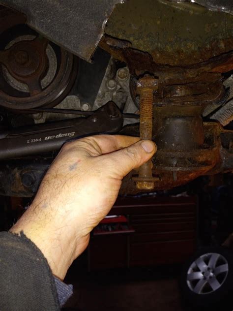 2009 Saturn Vue Front Body Mount Replacement Project Work In Progress Will Be Repairing Both