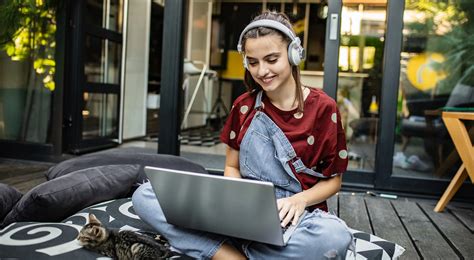 How To Influence Purchasing Behavior Through Customer Site Search