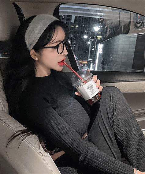 💙누구나잘어울려요ෆ 필수템 베이직 뿔태안경acc 에이블리