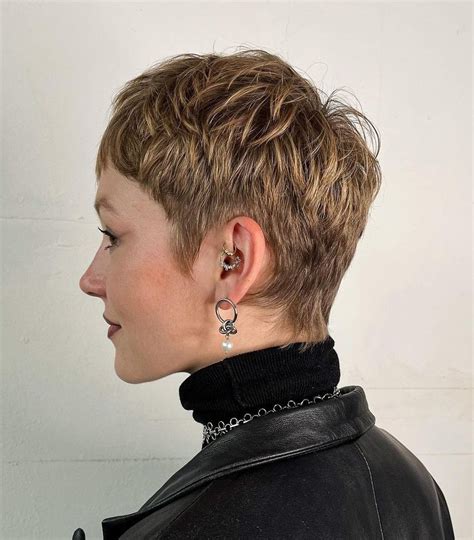 28 Layered Pixie Cuts Full Of Style And Allure Layered Pixie Haircuts