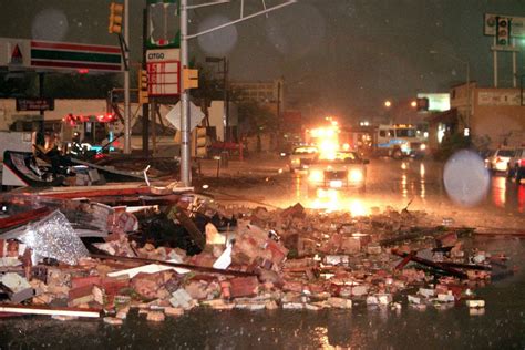 Photos Fort Worth Tornado In 2000 That Devastated West 7th Downtown