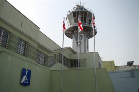 ადვოკატი ქუთაისის ციხეში მსჯავრდებულებმა თვითდაზიანებები მიიყენეს