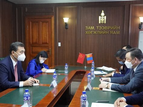 БНХАУ аас татах ачаа тээврийг нэвтрүүлэхэд анхаарал хандуулахыг Элчин сайдаас хүсэв Isee Mn