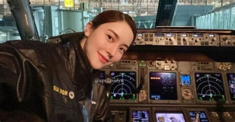 태국의 평범한 여성 파일럿 Dprime