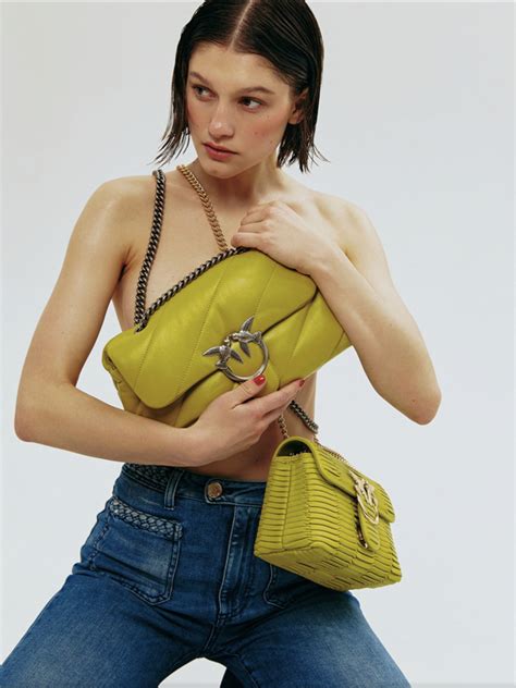 Anna Feok Avant Models