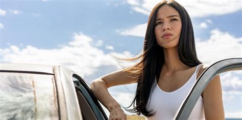 Yellowstone Star Kelsey Asbille Looks Stunning In A Black Mini Skirt