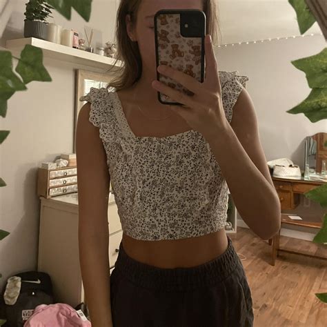 •super Cute American Eagle Top •lovee This Top And Depop