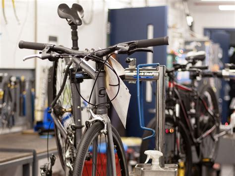 Umd Cyclists Frustrated By Broken Pumps Inconsistent Tools At Bike Repair Stations Rumd
