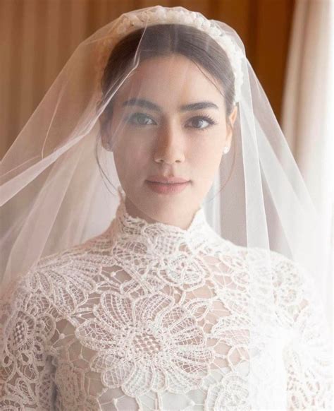 ĐÁm CƯỚi Kimmy Kimberley DiỆn VÁy CƯỚi Dior CÙng TÀi TỬ Mark Prin
