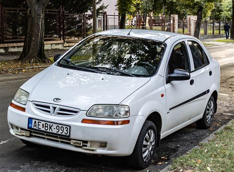 Daewoo Kalos Fotos Fahrzeugbilder De