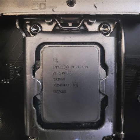 Na Amazonu Se Objevil Falešný Core I9 13900k Diitcz