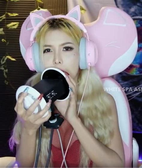 asmr light and dark angels will play with your halloween rp详情介绍 asmr