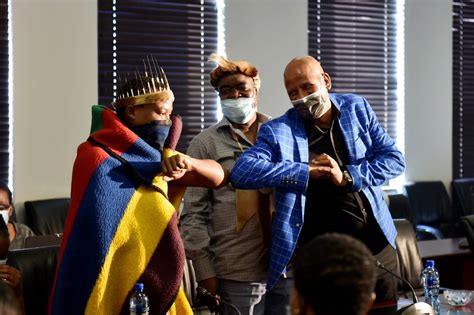 Watch Ndebele Activist Mall Manager Smoke Peace Pipe Daily Sun