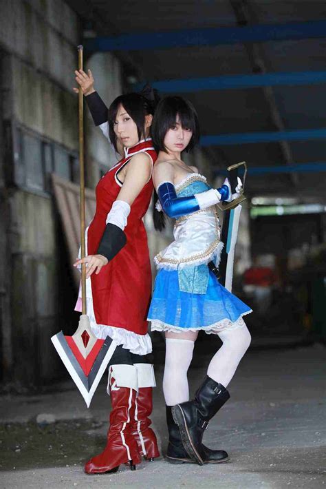 Madoka Magica Yuri Cosplay By Hanamura Misaki And Iiniku Ushijima P1